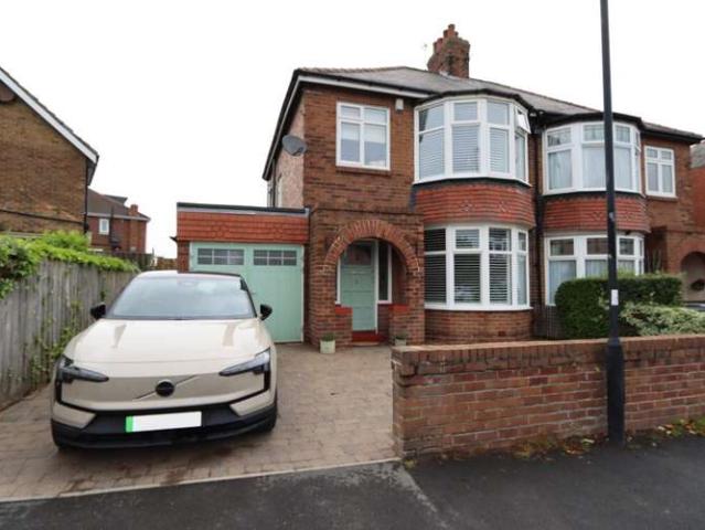3 Bedroom Detached House
