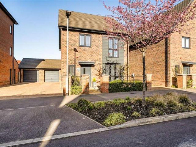 3 Bedroom Detached House