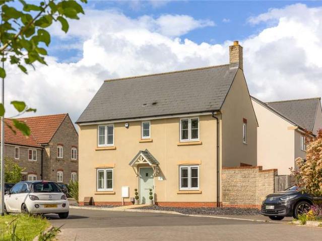 3 Bedroom Detached House