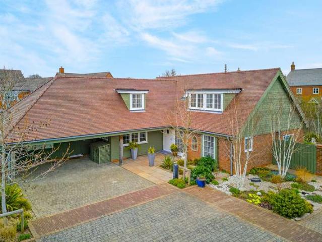 4 Bedroom Detached House