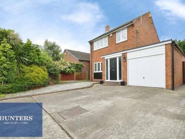 3 Bedroom Detached House