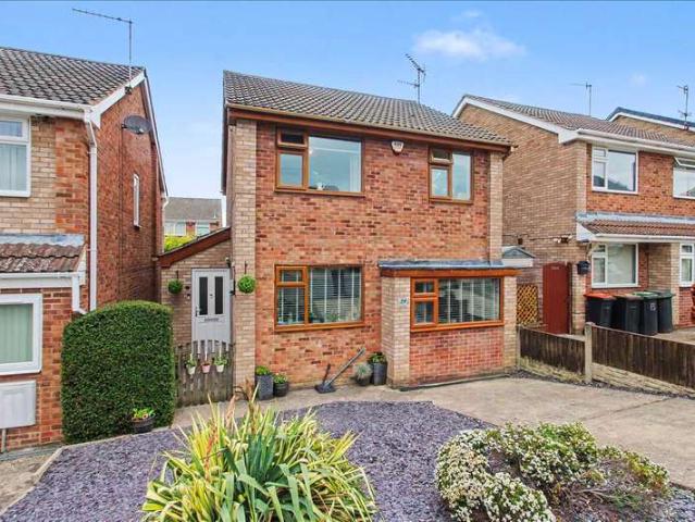 3 Bedroom Detached House