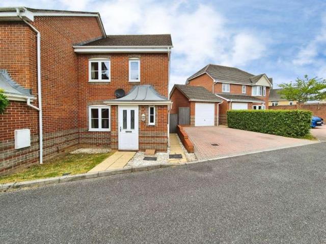 3 Bedroom Detached House