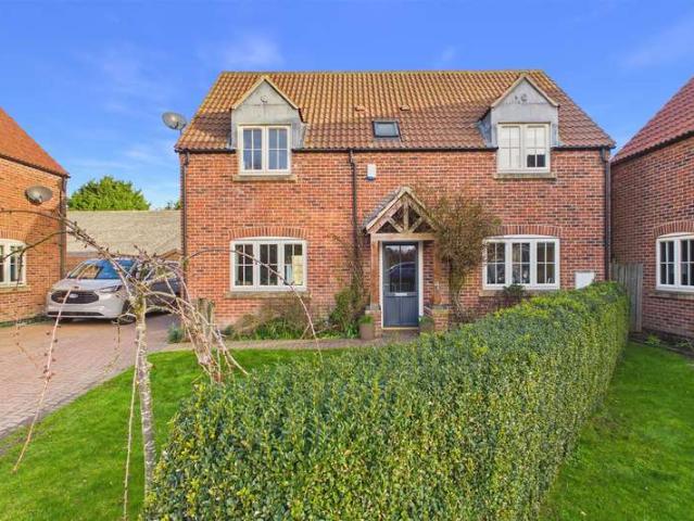 3 Bedroom Detached House