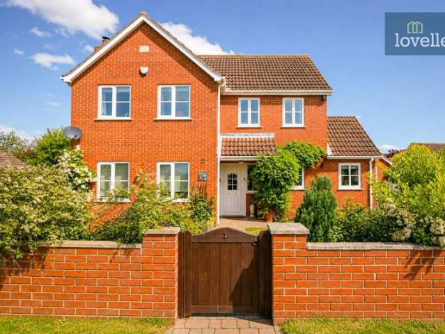 3 Bedroom Detached House