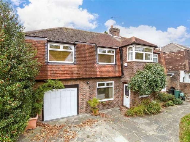 3 Bedroom Detached House