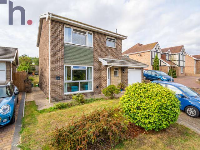 3 Bedroom Detached House