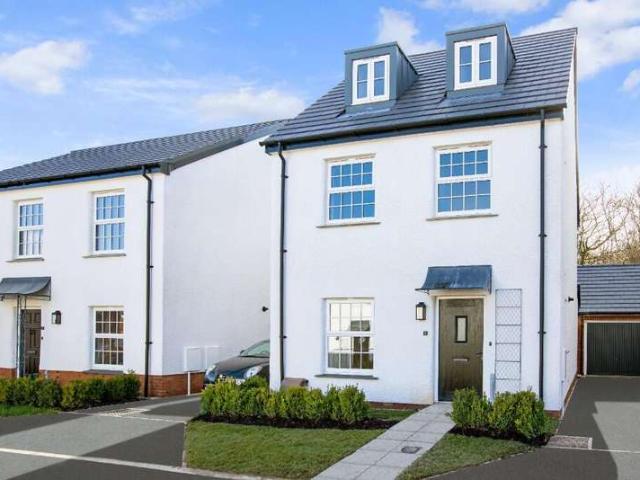 3 Bedroom Detached House