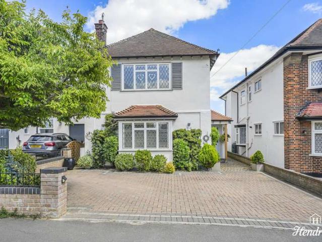 3 Bedroom Detached House