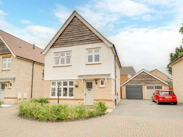 3 Bedroom Detached House
