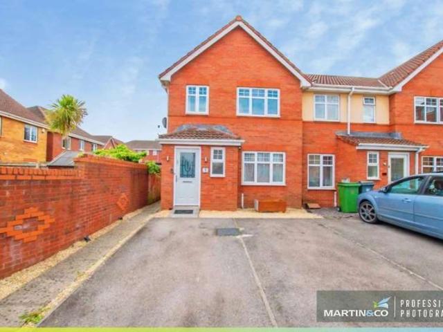 3 Bedroom Detached House