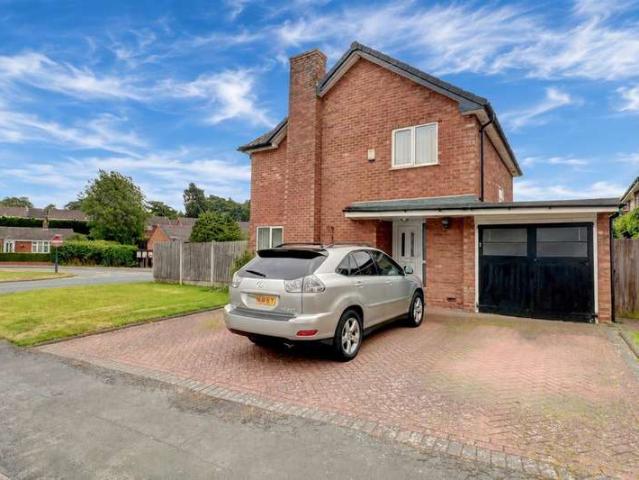 3 Bedroom Detached House
