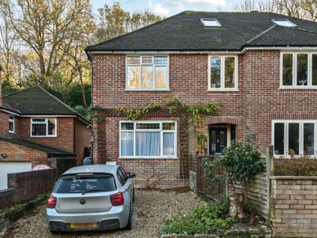 3 Bedroom Detached House