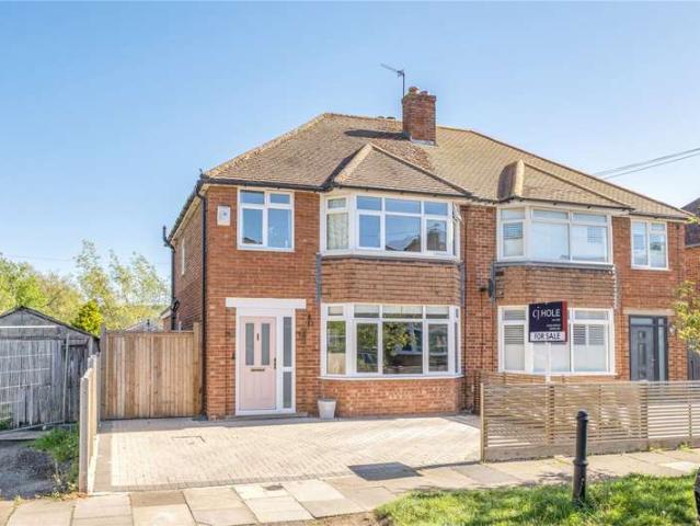3 Bedroom Detached House
