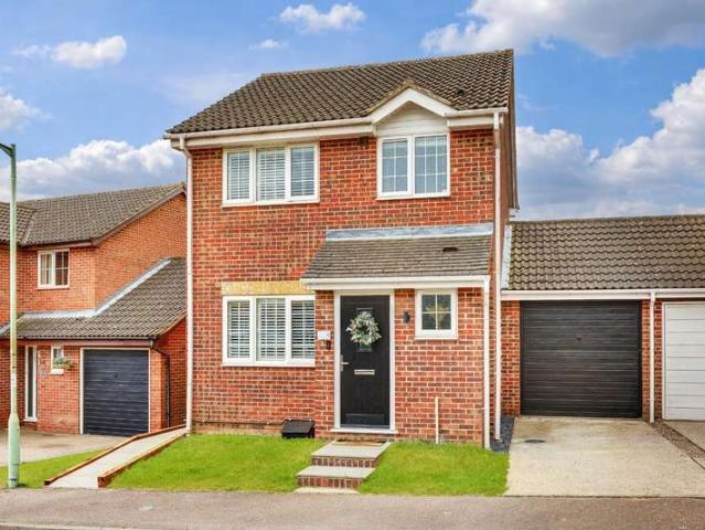 3 Bedroom Detached House