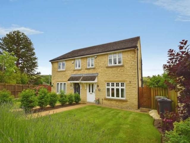 3 Bedroom Detached House