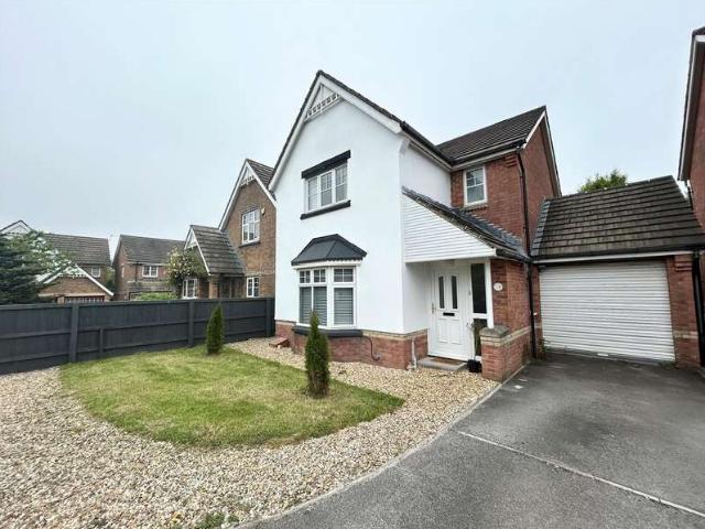 3 Bedroom Detached House