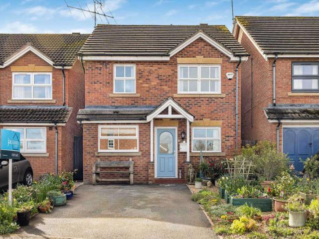3 Bedroom Detached House