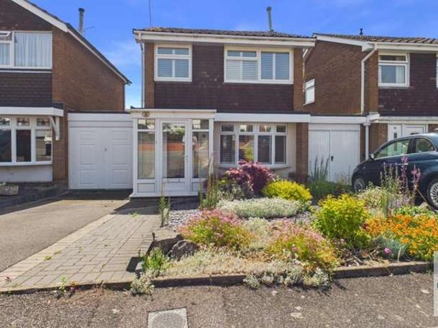 3 Bedroom Detached House