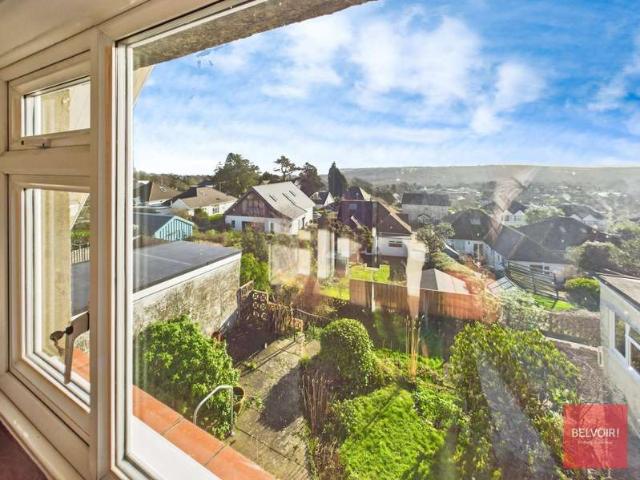 3 Bedroom Detached House