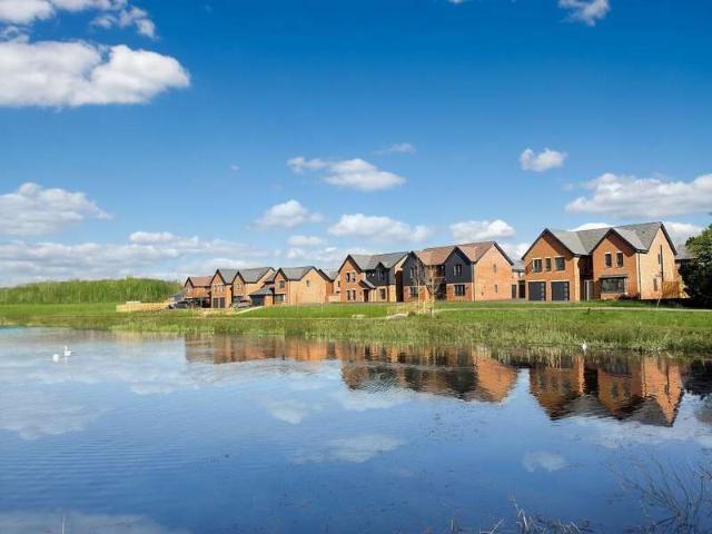 3 Bedroom Detached House