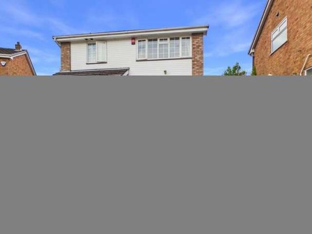 3 Bedroom Detached House