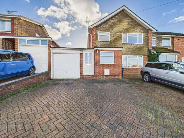 3 Bedroom Detached House