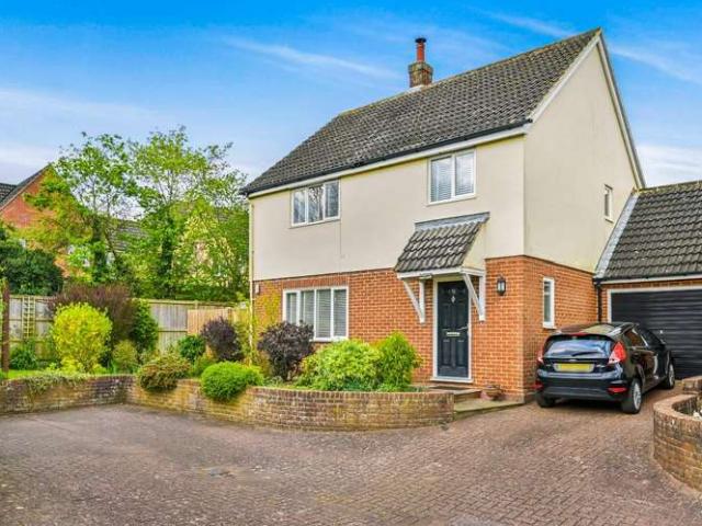 3 Bedroom Detached House