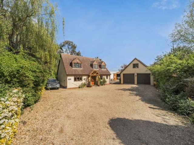 3 Bedroom Detached House