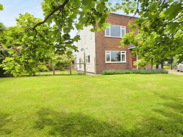 3 Bedroom Detached House