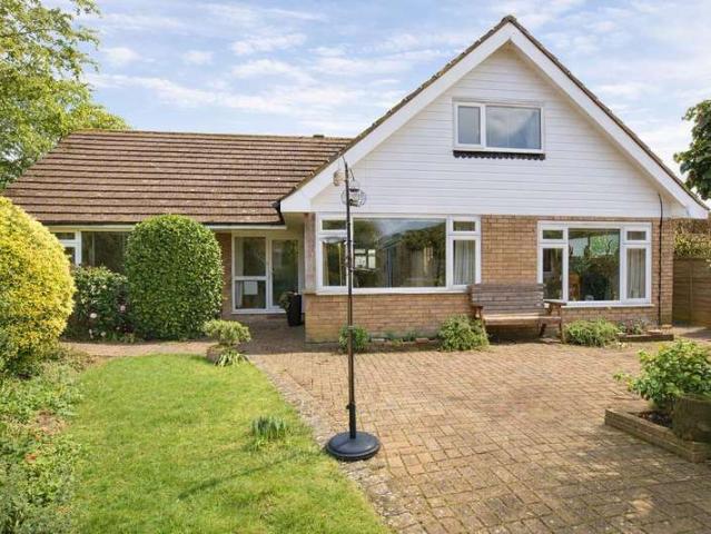 3 Bedroom Detached House