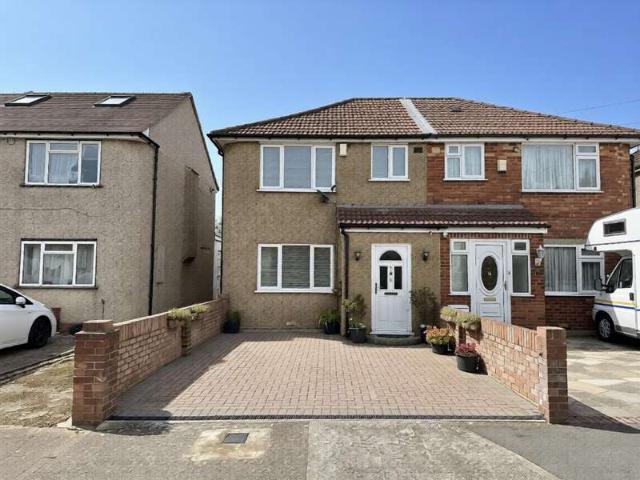 3 Bedroom Detached House