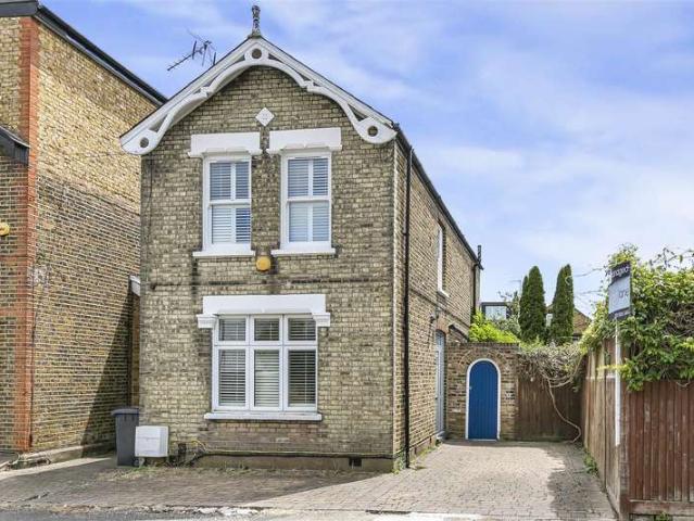 3 Bedroom Detached House