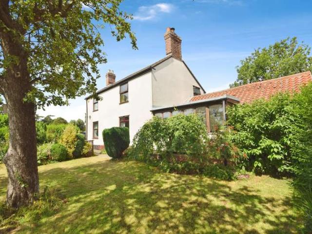 3 Bedroom Detached House
