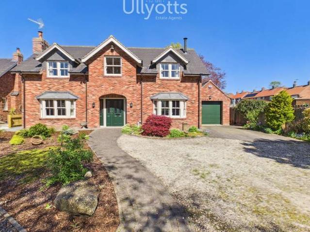 3 Bedroom Detached House