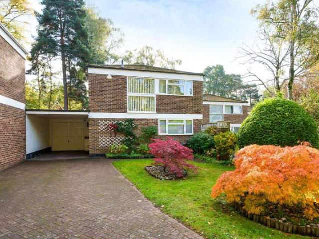 3 Bedroom Detached House