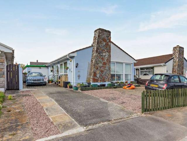 3 Bedroom Detached House