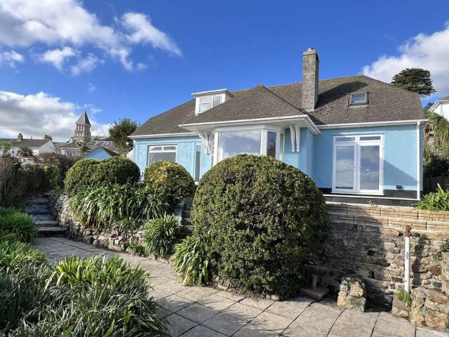 3 Bedroom Detached House