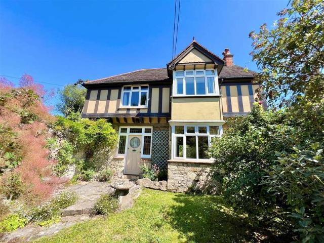 3 Bedroom Detached House