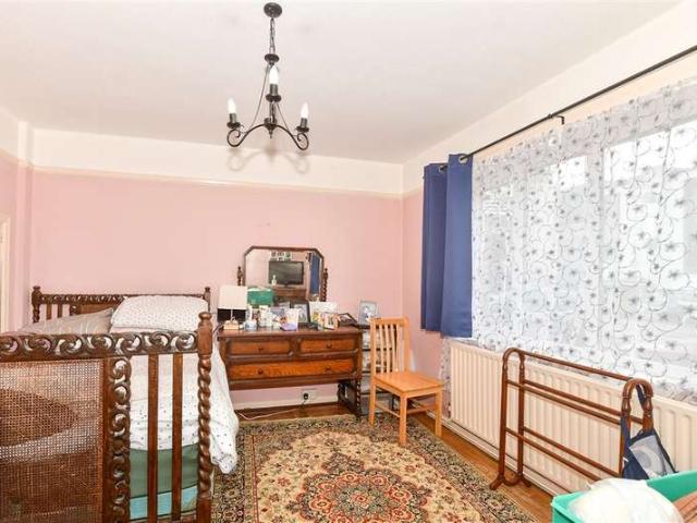 3 Bedroom Detached House