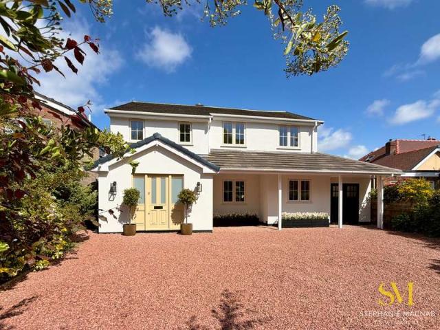3 Bedroom Detached House