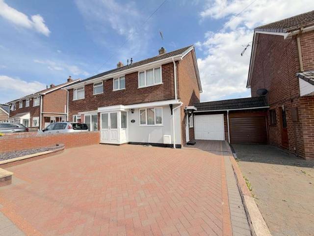 3 Bedroom Detached House