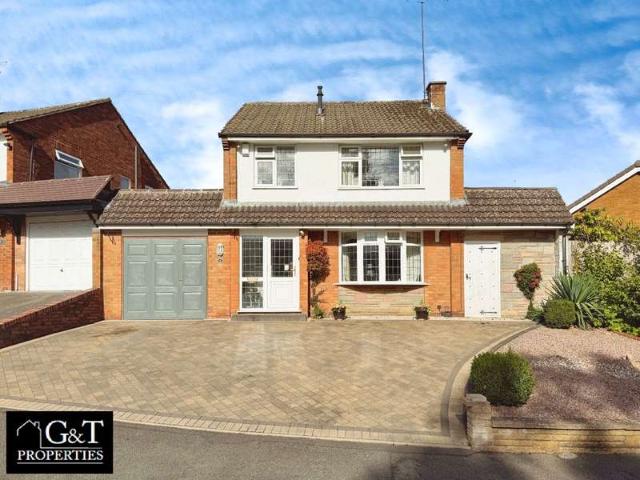 3 Bedroom Detached House