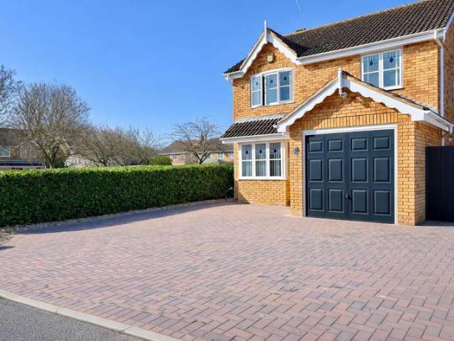 3 Bedroom Detached House