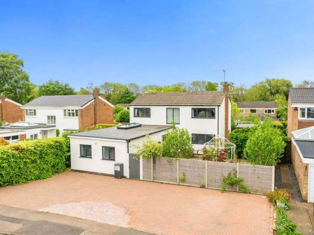 3 Bedroom Detached House