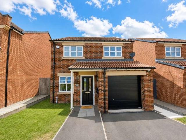 3 Bedroom Detached House