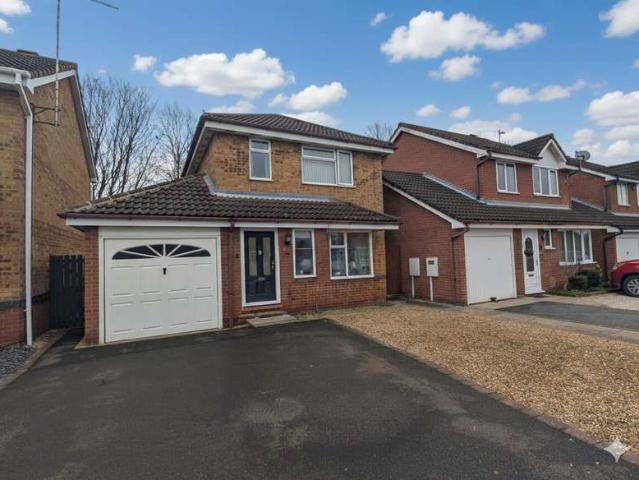 3 Bedroom Detached House