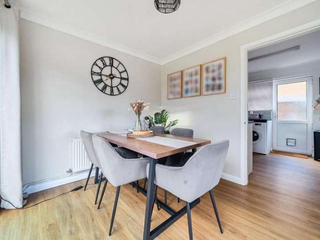 3 Bedroom Detached House
