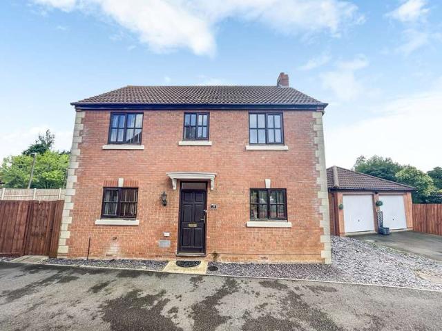 3 Bedroom Detached House