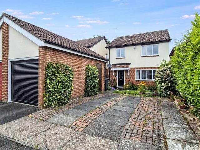 3 Bedroom Detached House